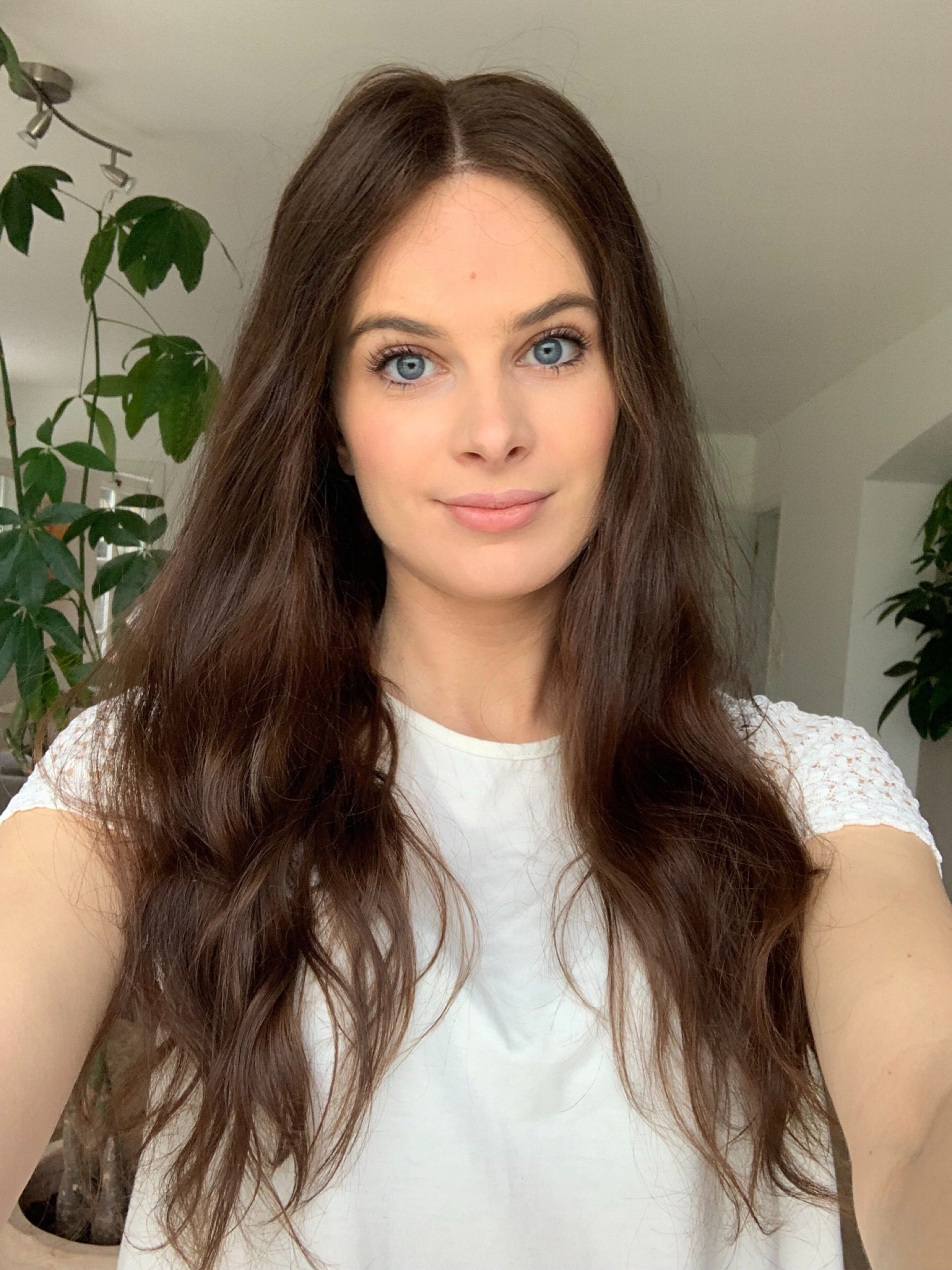 Doreen 23" Closed Lace Topper (9x9) - SLAVIC – Penelopé Wigs and Toppers